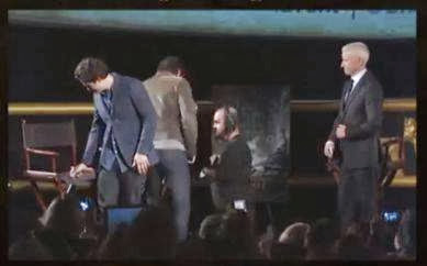 It's an R. A. World: Tuchus Tuesday #24 - The Hobbit New York Fan Event